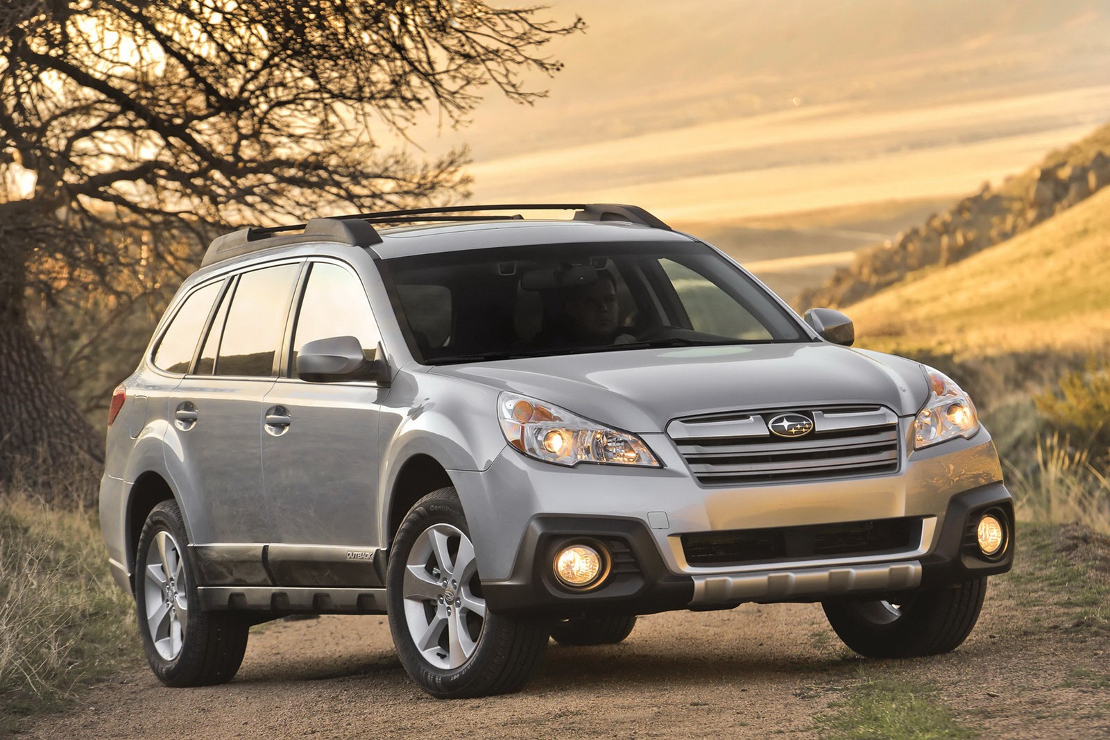 Subaru Outback Facelift 2012 - Subaru - Autopareri